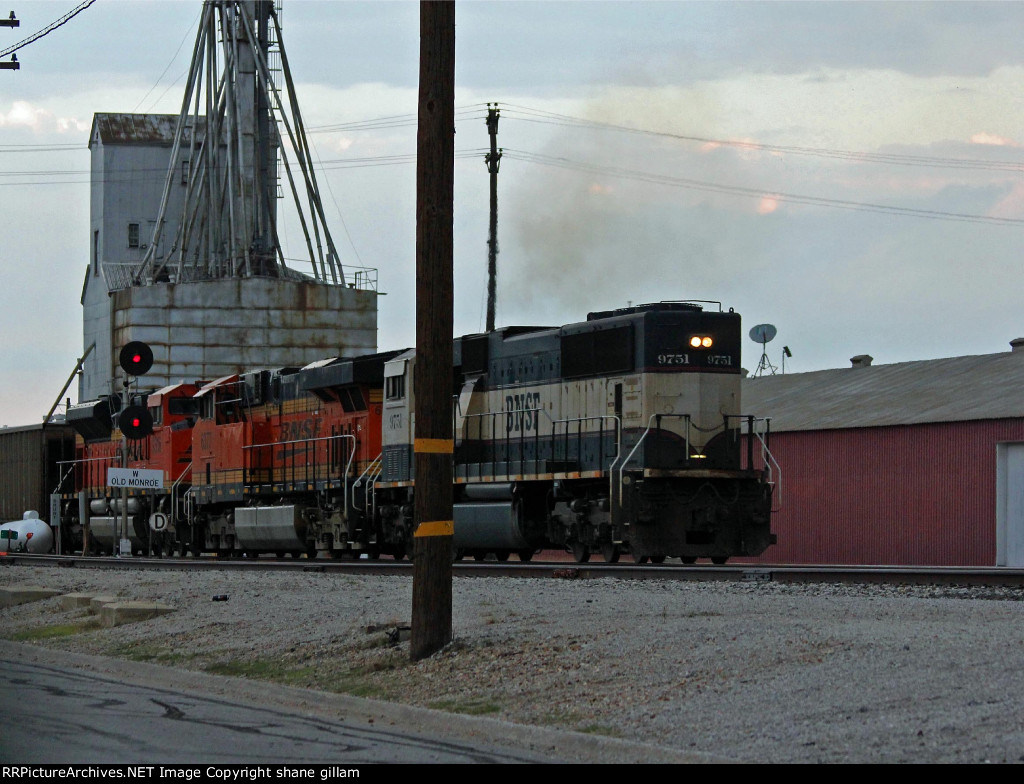 BNSF 9751 and 2 other's run dpu on this coal empty.